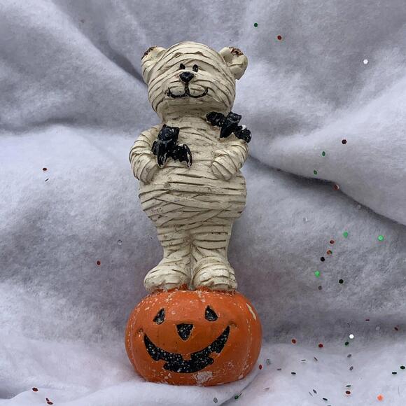 Design | Vtg Bear Figurine Halloween Trickortreat Dressed Up In A Mummy ...